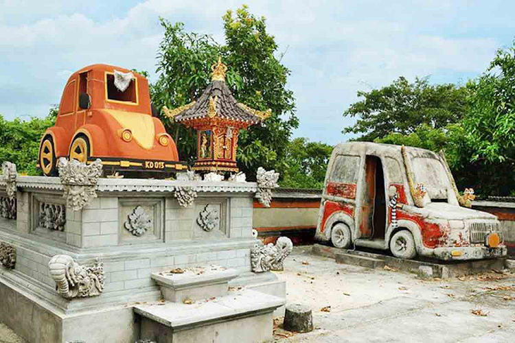 Car Temple (Paluang) - Rental Nusa Penida
